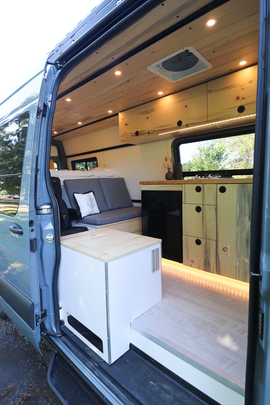 BUILDS – Featherbuilt