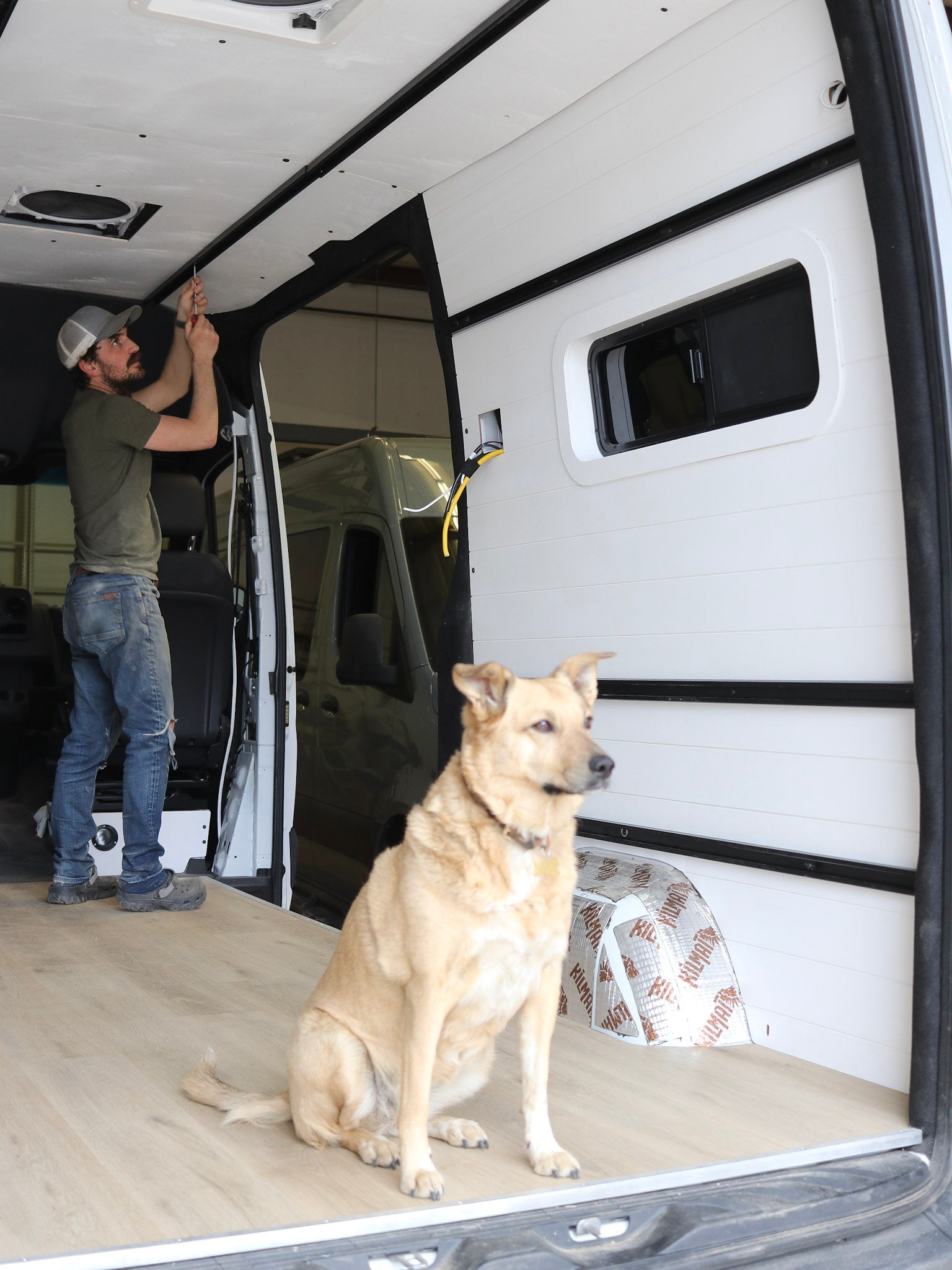 Sprinter 144 Ceiling Panel Kit – Featherbuilt