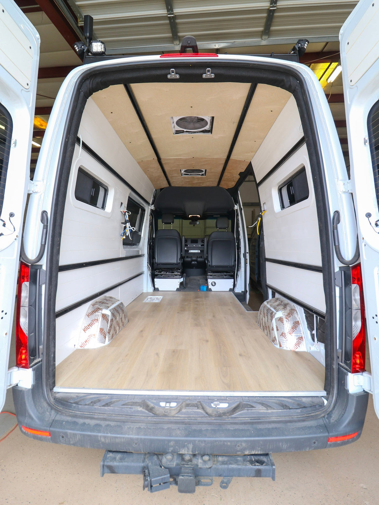 Sprinter 144 Ceiling Panel Kit – Featherbuilt