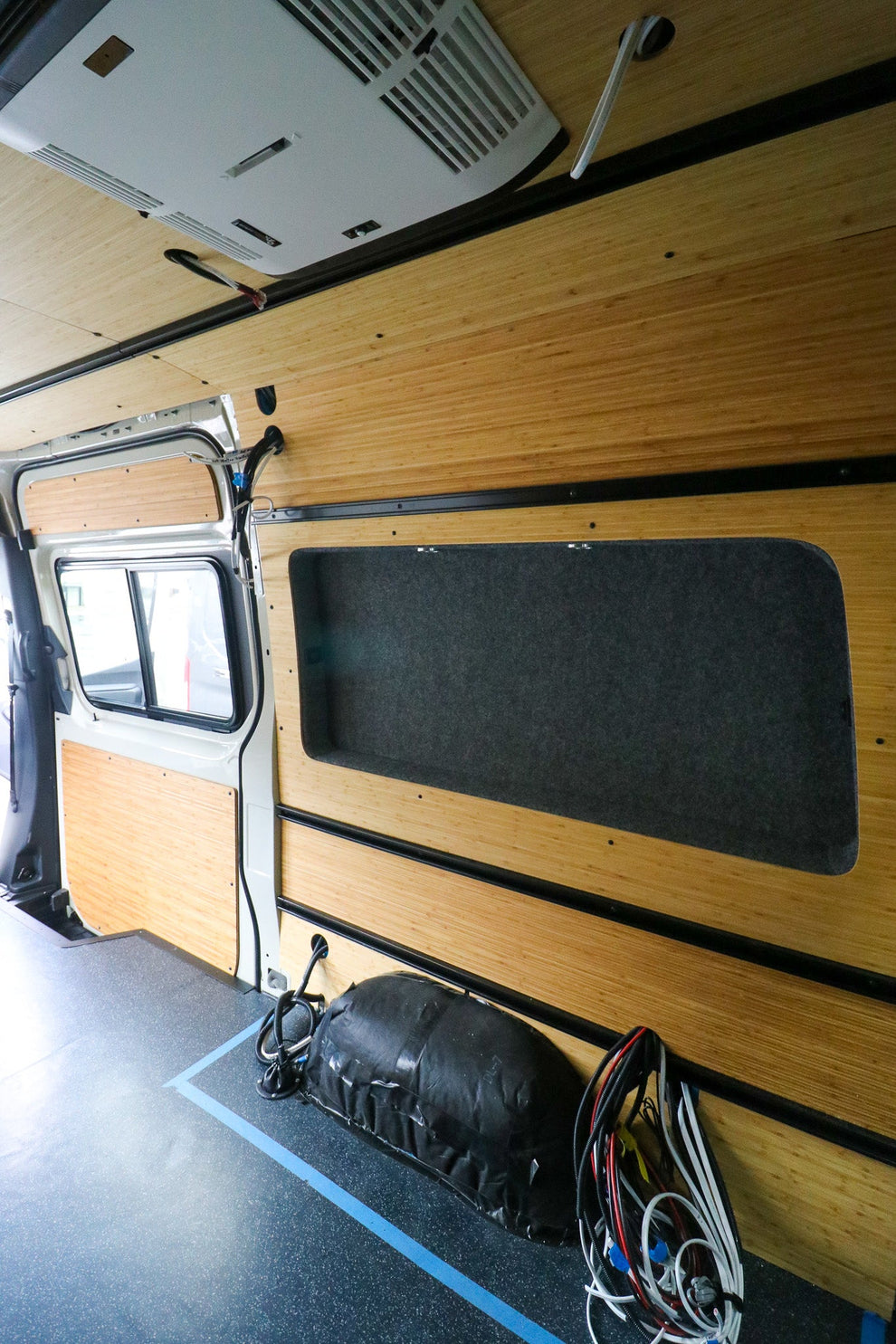 Sprinter 144 Wall Panel Kit – Featherbuilt