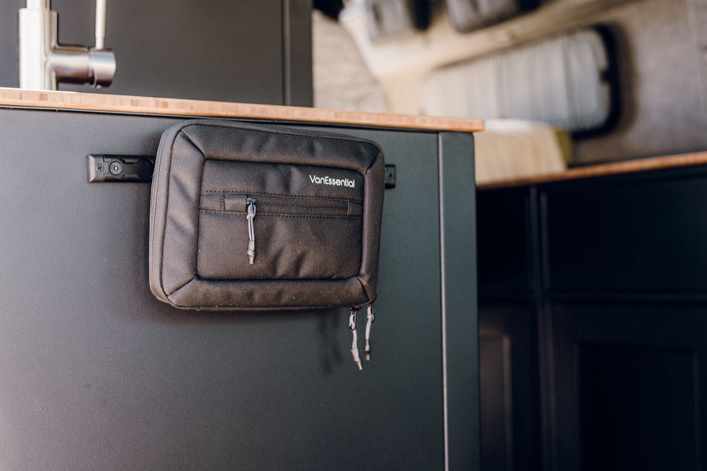 Wall Mounted Stow Away Bag – Featherbuilt